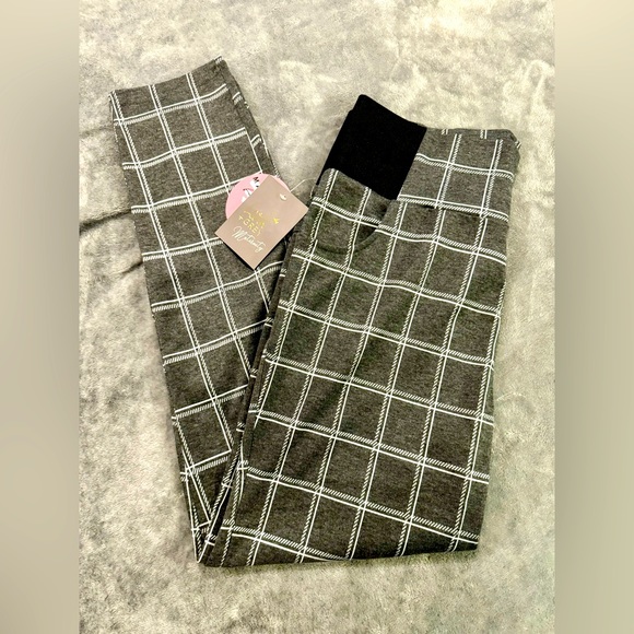 Lark + Grey | Pants & Jumpsuits | Nwt Lark Grey Maternity Pants Size L ...